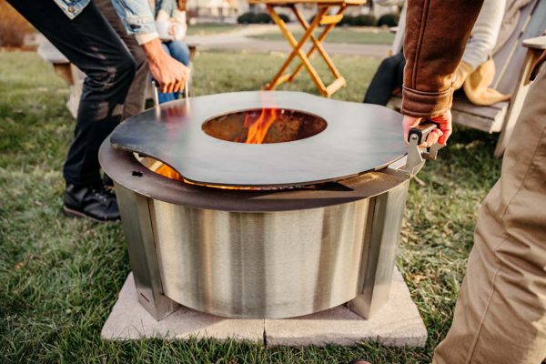 BREEO Smokeless Fire Pits Searplate™ Griddle Series X30 | Glyndon Gardens